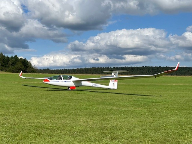 DG Flugzeugbau DG-1000T