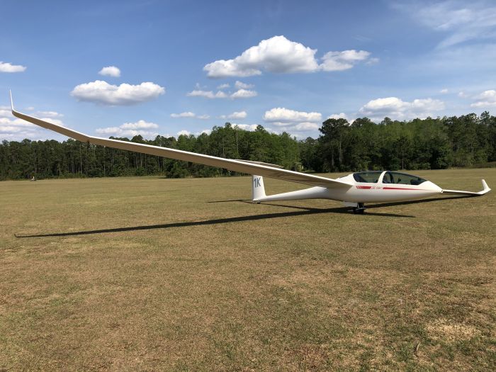 DG Flugzeugbau DG-1000T / SHARE